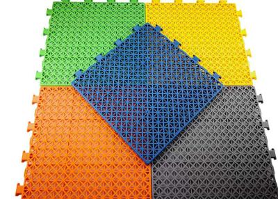 China SDT-2513 250mm × 250mm Multi-Purpose Sports Flooring | 12.7mm Thick PP Tiles with 38% Shock Absorption for sale