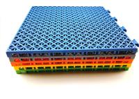 China SDT-2513 Removable Temporary Outdoor Flooring 250x250x12.7mm with 38% Shock Absorption for Sports Courts for sale