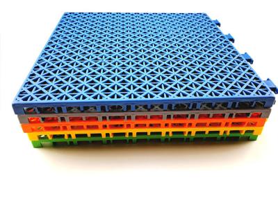 China SDT-2513 Removable Temporary Outdoor Flooring 250x250x12.7mm with 38% Shock Absorption for Sports Courts for sale
