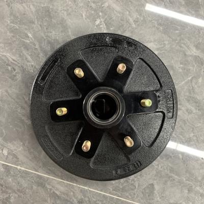 China Cupped Studded Trailer Drum Brake Hub 6 on 5.5 Inch 3500 lb Capacity for sale