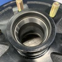 China Cupped Studded Trailer Drum Brake Hub 6 on 5.5 Inch 3500 lb Capacity for sale