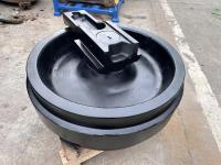 China CAT E390 E395 Mining Idler Wheel Heavy Duty Undercarriage Guide Wheel for sale