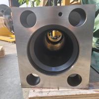 China Soosan SB121 Hydraulic Breaker Cylinder Block OEM 20CrMo Middle Hammer Cylinder for sale