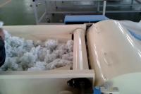 China Cotton Polyester Pearl Ball Fiber Machine Carder Pillow Machinery 150KG H for sale