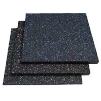 China 1000mm*1000mm Anti-Slip EPDM Stable Rubber Flooring Tiles Horse Stable Rubber Mats for sale