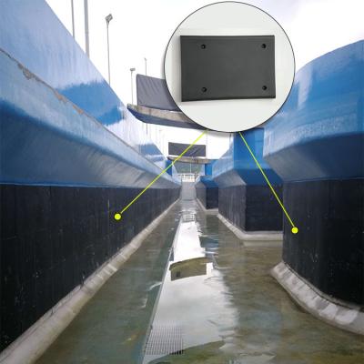 China 1000*500*25mm Or Customized Rubber Anti-Slip Mat Embedded With 5 Mm/4mm Steel Plate for sale