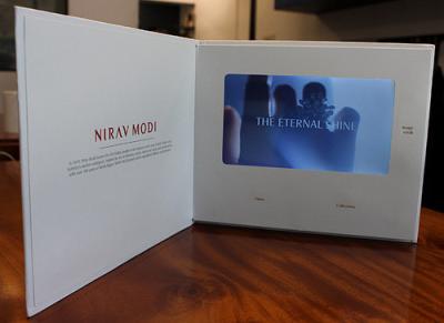 China 7 Inch LCD Flip Book Video With Touch Screen , Promotional Video Card for sale