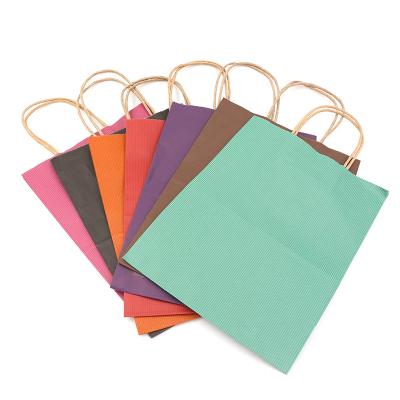 China Custom Recycled Kraft Paper Bags with Handles for Takeaway 25x15x30cm for sale