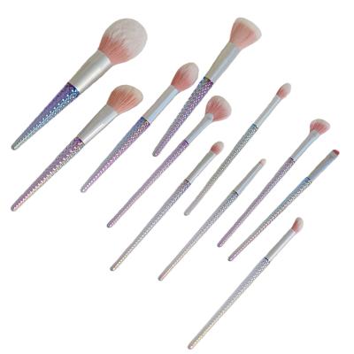 China Dreamy Rainbow Makeup Brush Set with Rainbow Electroplated Handles, 300,000+ Ultra-Fine Synthetic Fibers, and Multi-Functional Cosmetic Brush Kit for sale