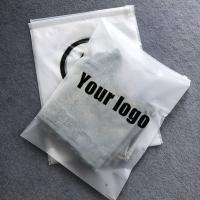 China Custom Frosted PE Zipper Bags for T-Shirts & Swimwear - Recyclable Packaging with Custom Logo & Thickness Options for sale
