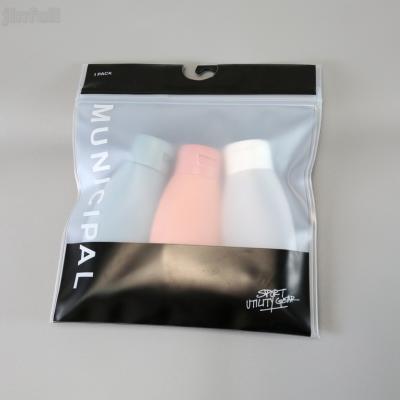 China Travel Cosmetic Zipper Plastic Bag Transparent Customized for sale