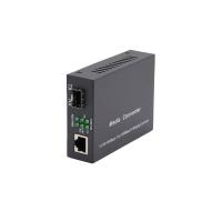 China Fiber Gigabit Media Converter 1 SFP Fiber to 1 RJ45 Ethernet Port 20-100km for sale