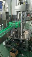 China Beverage Screw Capping Machine 2000bph Glass Bottle Sealing Machine for sale