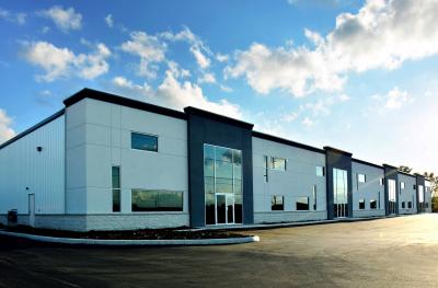 China Pre Engineered H Beam Steel Structure Warehouse - 120kg/m² Roof Load, Grade 12 Wind Resistance, 50-Year Lifespan for sale
