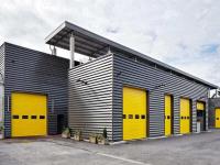 China Customized H Beam Steel Structure Warehouse with Q355/Q235 Grade Steel and Bolt/Weld Connection for Industrial Use for sale