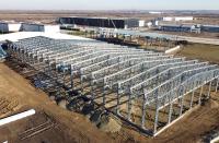 China Custom Prefabricated Steel Structure Warehouse Building - 50-100mm Panel Thickness, 30-45 Day Delivery for sale