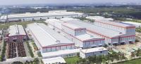 China Pre Engineered Steel Building Q355B Welded H Column 50mm 100mm Insulated Panel Modern Design for sale