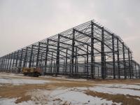 China Q355B Q235B Prefabricated Steel Building Metal Frame Structure Construction 20m Span for sale