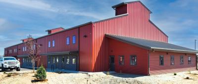China Custom Commercial Steel Building Construction with 30-55 Day Delivery and 1.8-3.0mm Purlin Thickness for sale
