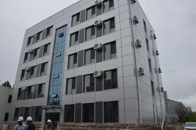 China Customized Multi-Storey Steel Structure Building - Q235B/Q355B Grade, 30-80 USD/m², 30-55 Day Delivery for sale