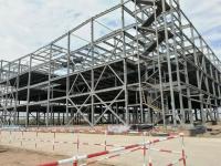 China Customized Steel Structure Industrial Building with 50-Year Lifespan, Q235/Q355 Steel Frame Construction for sale