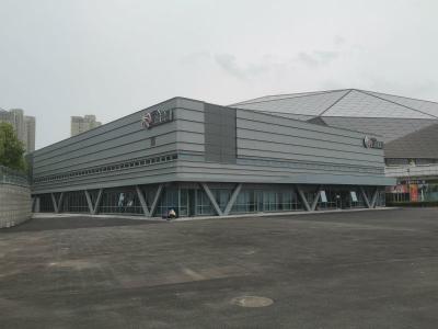 China Prefabricated Q355b Steel Building with Corrugated Roof Cladding for Workshop for sale