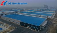 China Customizable Prefabricated Steel Building Flat Roof Glass Window Options Industrial Applications for sale