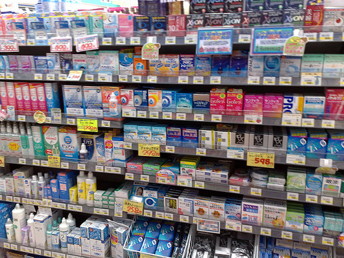 drug store by Yuya Tamai drugstore photo