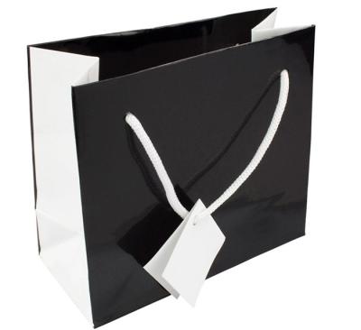 China Custom Satin Laminated Paper Jewelry Bag 1000pcs MOQ with Hot Stamping and UV Coating for sale