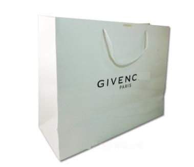 China Custom Kraft Paper Shopping Bags with CMYK Offset Printing C1S C2S 1000pcs MOQ for sale