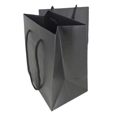 China 157gsm Kraft Paper Jewellery Bag with Window Handle Recyclable CMYK Printing for sale