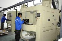 China Satellite Table Sand Blasting Machine To Cleaning Metal Parts for sale
