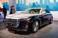 China Fuel-Efficient Hongqi Automobile with EBD Safety Features and 2.0L Engine 7.1L/100km for sale