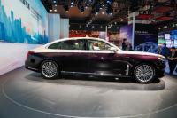 China Fuel-Efficient Hongqi Automobile with EBD Safety Features and 2.0L Engine 7.1L/100km for sale