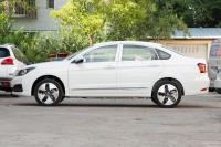 China Ternary Lithium Electricity Roewe I6 MAX New Energy Electric Car 135kw for sale
