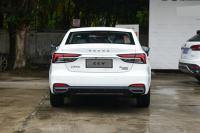 China 4 Doors Roewe I6 MAX New Energy Electric Car 0.5 Hour Fast Charging for sale