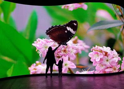 China HD P4 Curved Design SMD Shopping Mall LED Display  Long Life Time for sale