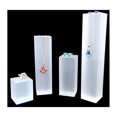 China Modern Design Acrylic Watch Display Stands Fine Exhibition Store Trade Show for sale