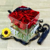 China 0.5mm Thick Acrylic Flower Box With Holes For Valentine'S Day Wedding Gift for sale