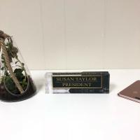 China Black Desk Laser Cut Acrylic Name Plate For Company Display for sale