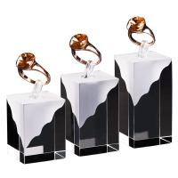 China Dustproof Acrylic Display Frame 7PCS Acrylic Ring Holder Contemporary Design for sale