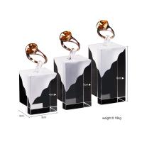 China Dustproof Acrylic Display Frame 7PCS Acrylic Ring Holder Contemporary Design for sale