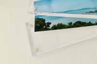 China Wall Mouted 5x7 Acrylic Magnetic Frames Detachable For Christmas Gifts for sale