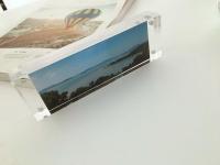 China Wall Mouted 5x7 Acrylic Magnetic Frames Detachable For Christmas Gifts for sale