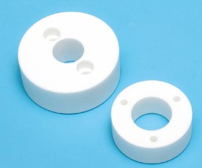 China High Performance 95% Aluminum Oxide Ceramic Parts Good Conductivity Mechanical Strength for sale