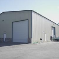 China Bolt Connection Prefab Commercial Buildings , Modern Engineering Steel Frame Factory for sale