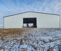 China ASTM Standard Steel Structure Warehouse With Painting Or Galvanized Treatment for sale