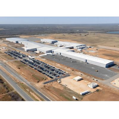 China Steel Framed Injection Molding Workshop Plant 30m x 55m x 8m Plastic Processing Steel Frame Building for sale
