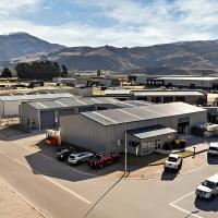 China Steel Frame Building Automotive Repair Workshop 20m x 45m x 7m Multi Bay Vehicle Service Construction for sale