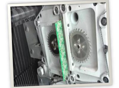 China high efficiency Metal Cutting Machine / PCB Cutter for sale